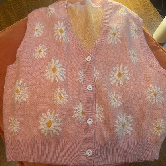 SHEIN | Tops | Daisy Knit Vest | Poshmark